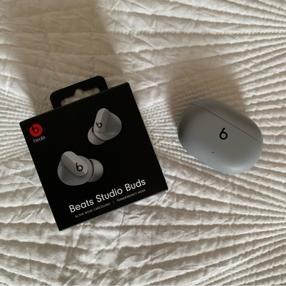 Beats by Dre | Headphones | Beats Studio Buds Gray Active Noise ...